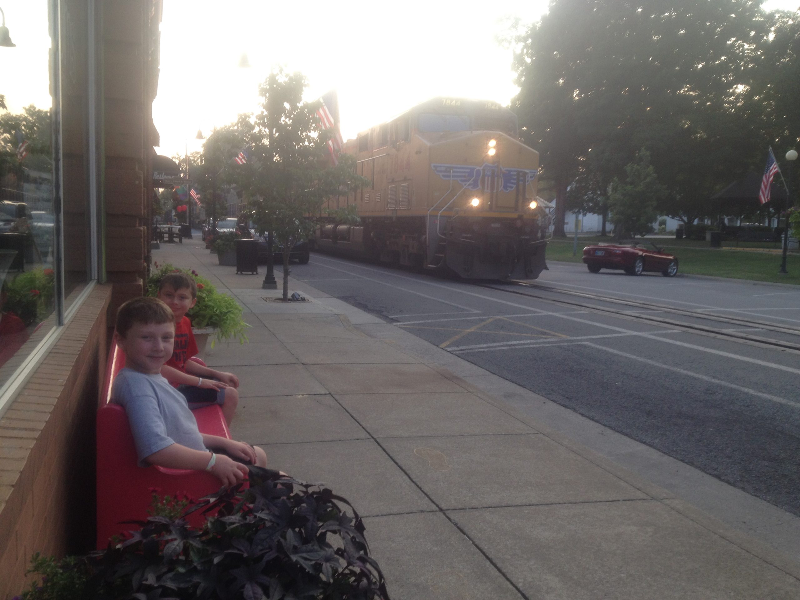 One Ninteen West Main – LaGrange Kentucky (train and restaurant ...